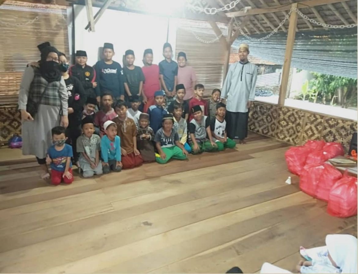 Menebar Kebaikan Melalui Donasi untuk Penghafal Alquran - radarbanten.co.id